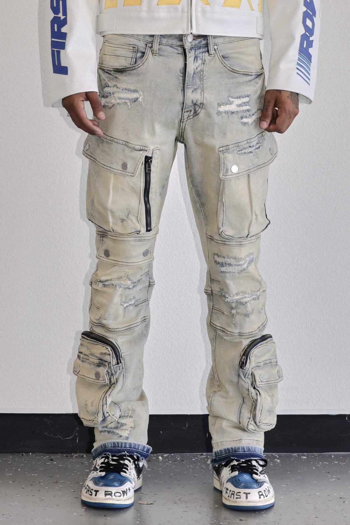 UTILITY CARGO SHARP DENIM PANTS | First Row