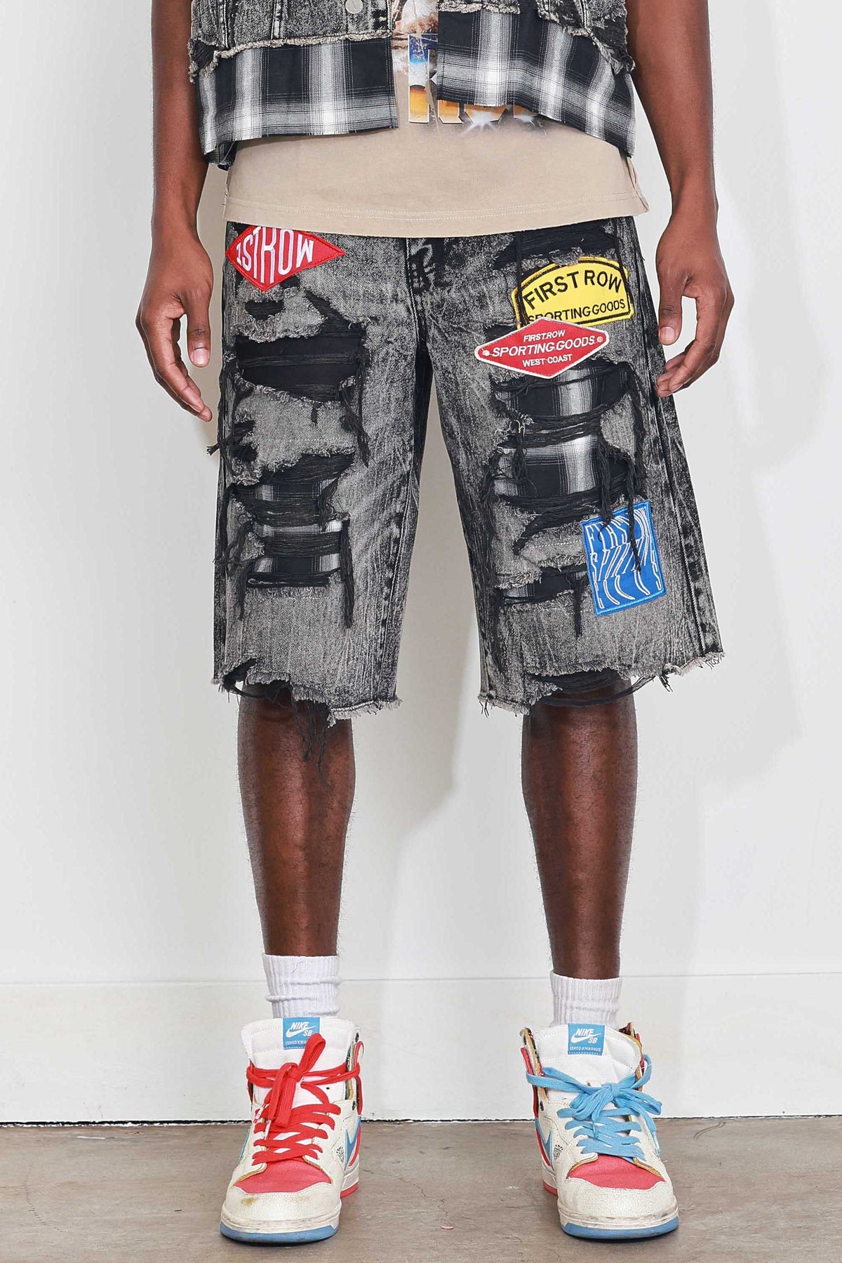 PATCHES CUT OFF PLAID DENIM JORTS | First Row